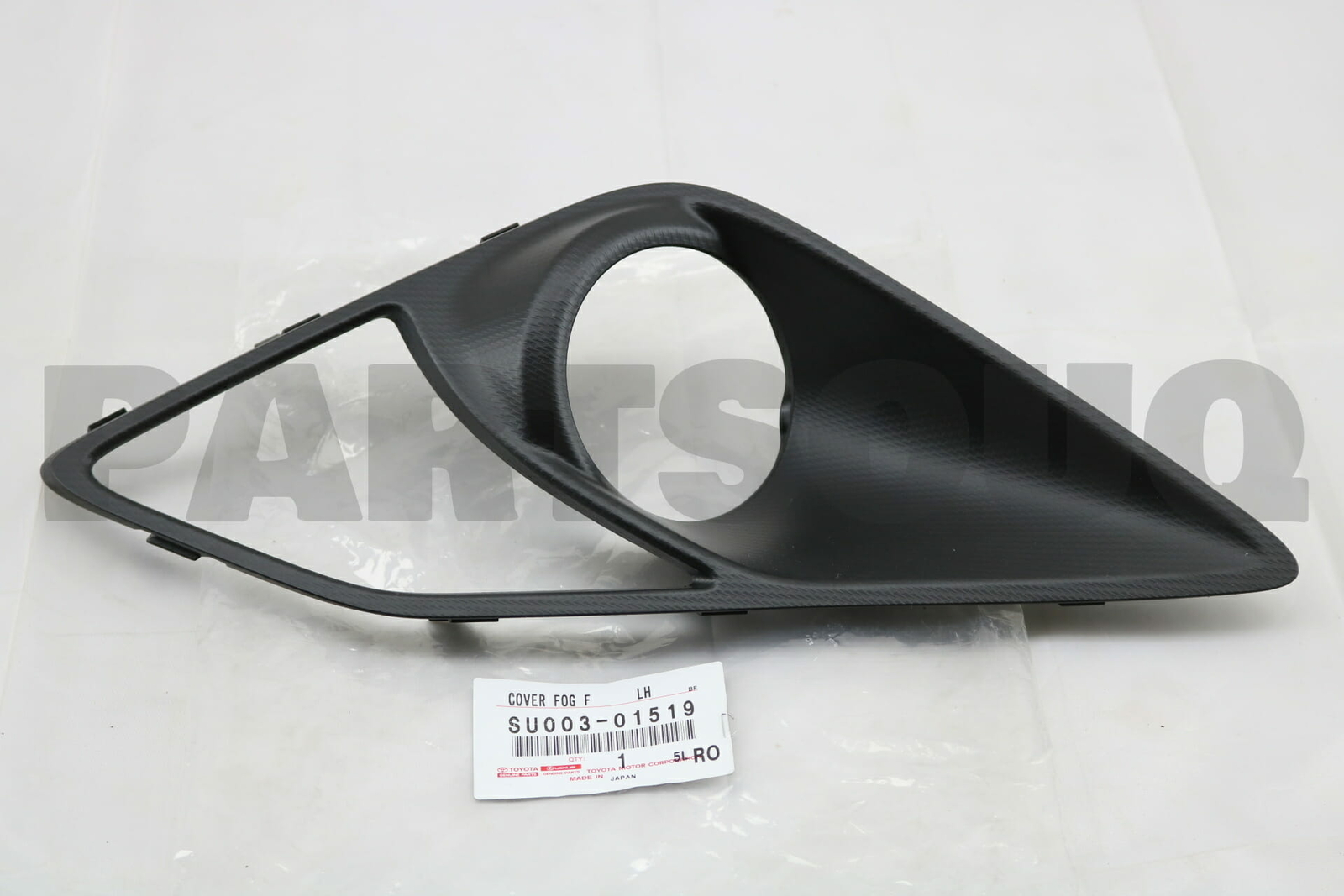 SU00301519 Genuine Toyota COVER, FOG LAMP, LH SU003-01519 | eBay