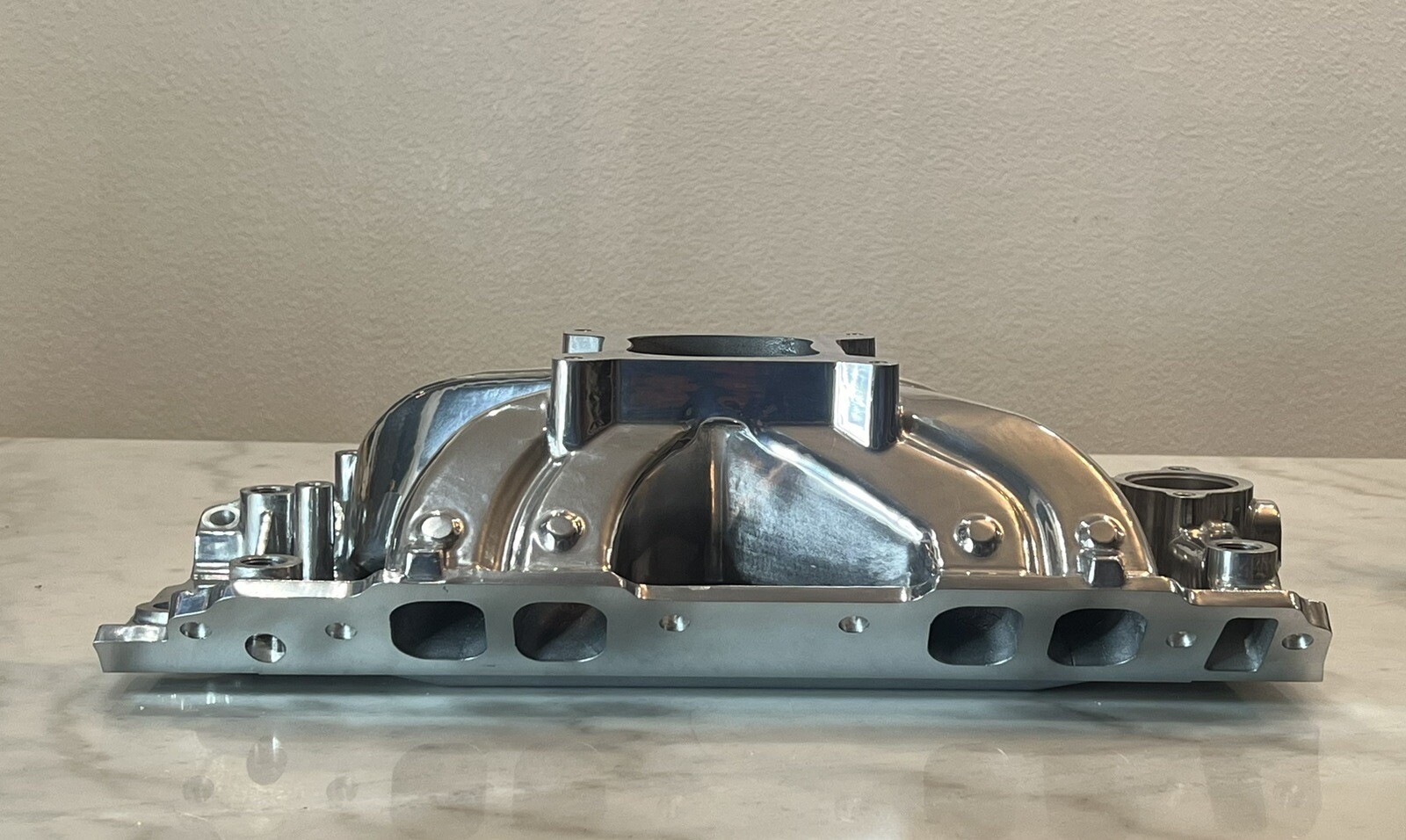 Polished Aluminum Intake Manifold. Big Block Chevy Single Plane Air Gap ...