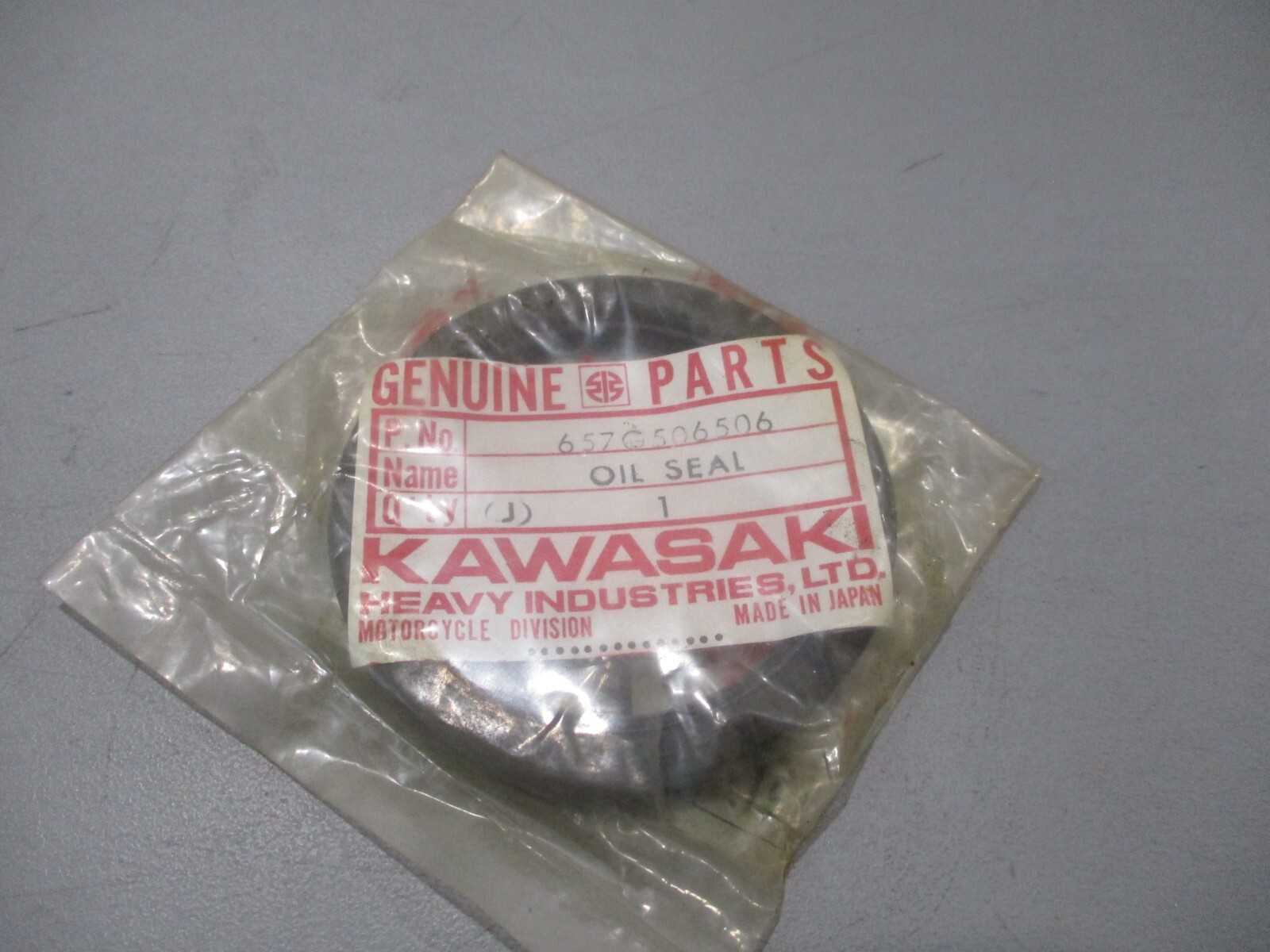 NOS Kawasaki OEM Oil Seal 1972-1975 F11 F11A F11B F11M 657G506506 | eBay