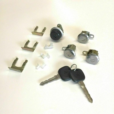 LOCK SET - DRIVER & PASSENGER DOORS LOCKS / TAILGATE LOCK - SAMURAI 85 ...
