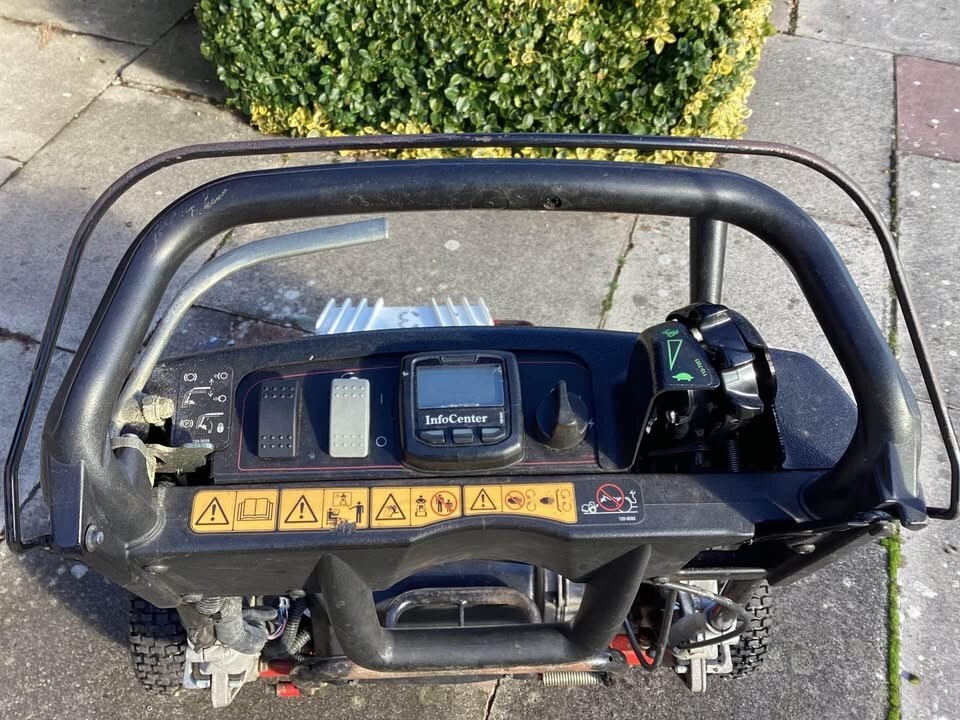 Toro Greensmaster eFlex 2100 Mower for Golf, Cricket, Bowls, etc | eBay UK
