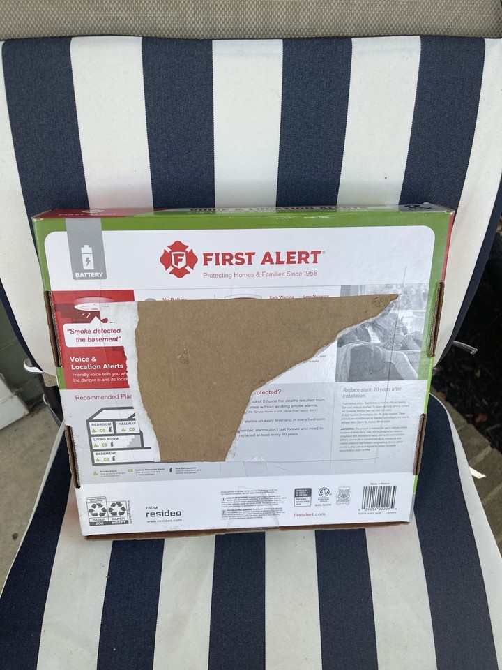 FIRST ALERT Voice & Location Alerts 2-in-1 Smoke & Carbon Monoxide ...