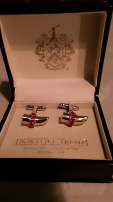 DONALD J. TRUMP GOLD TONE HORN CUFFLINKS SIGNATURE COLLECTION | eBay