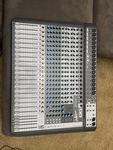 Soundcraft Signature 22 MTK Mixer and Audio Interface with Effects/Mult ...