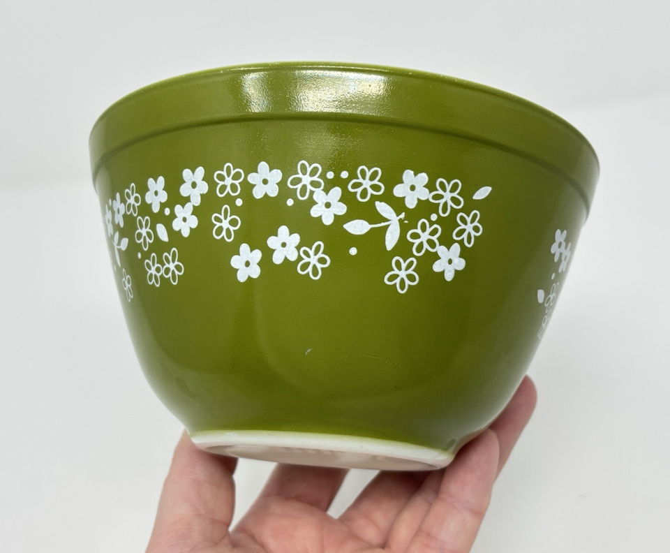 Vintage Pyrex Spring Blossom Crazy Daisy Small Mixing Bowl 401 Green 1 ...