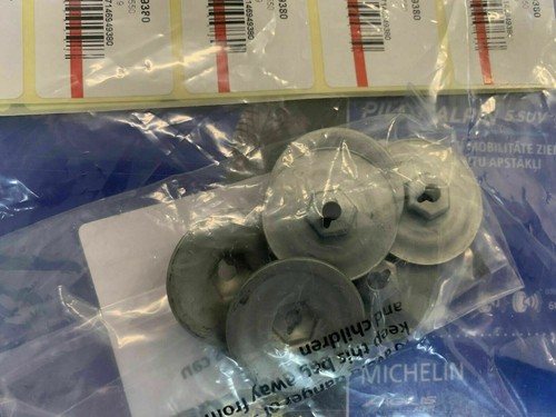 10 X NEW GENUINE BMW BODY NUT D=30MM, ZNS3 07146949380 6949380 | eBay