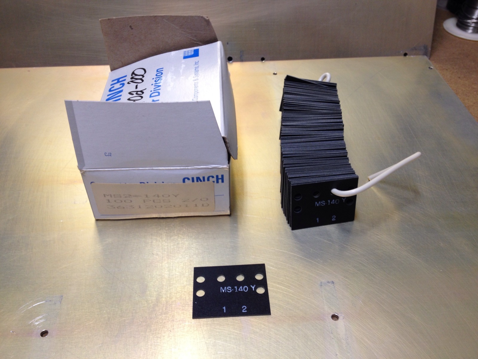 100 TRW / Cinch-Jones MS-2-140Y 2 Position Marker Strips for Terminal ...