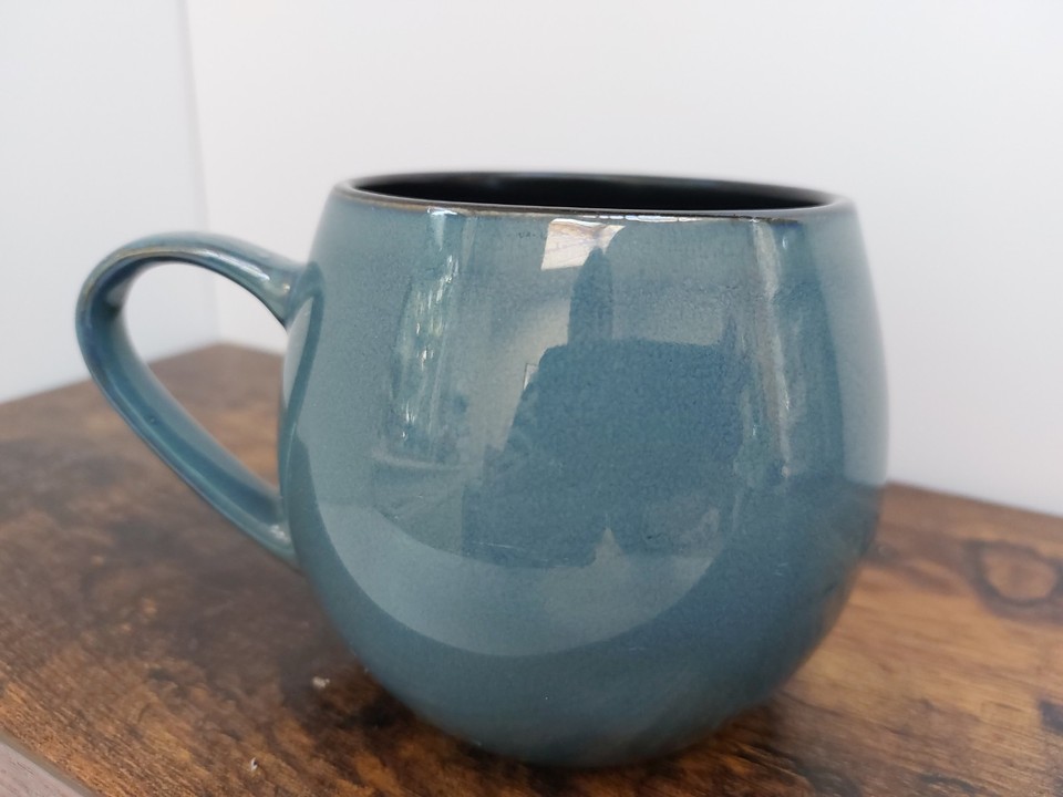 RAYWARE HUG MUG TEAL AND BLACK VGC | eBay