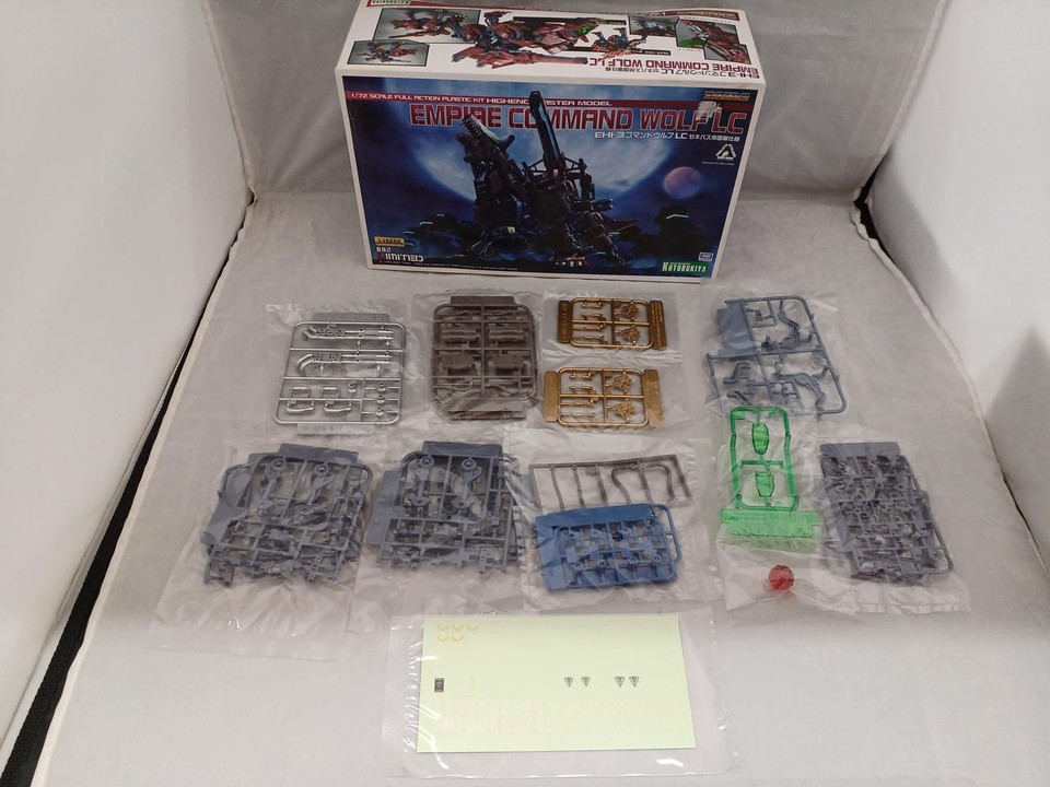 KOTOBUKIYA 1/72 Command Wolf LC Zenevas Imperial Army Specification ...