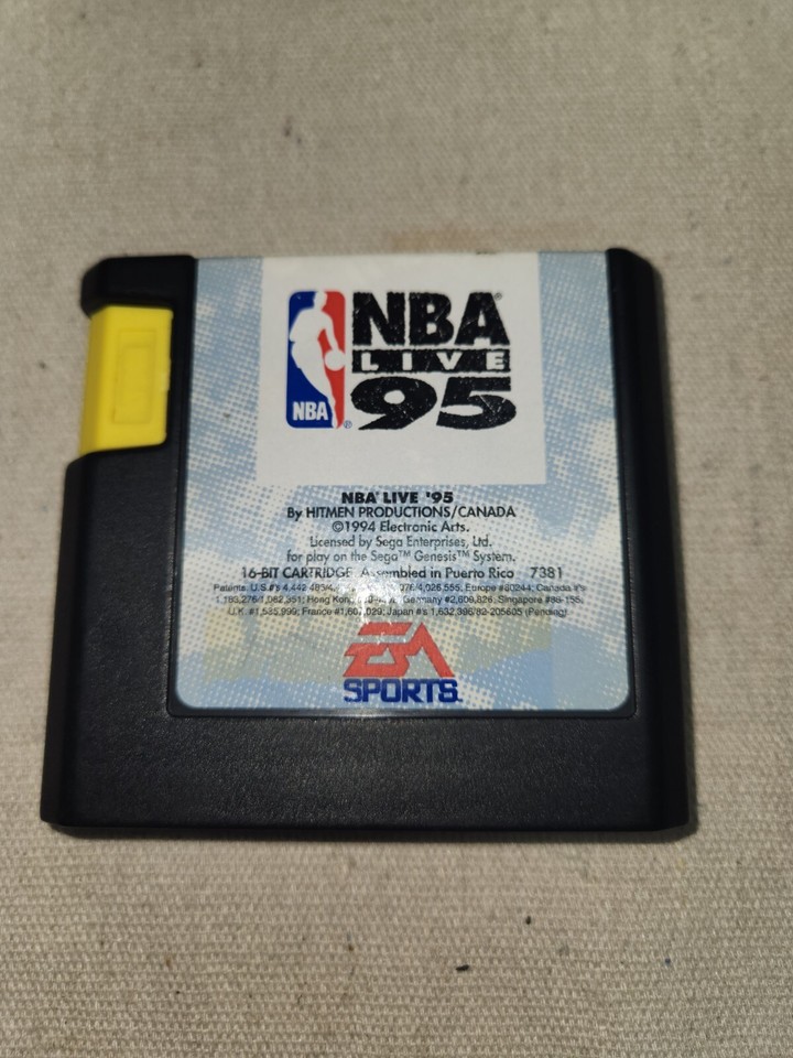 NBA Live 95. NEW BATTERY! TESTED! SAVES CUSTOM TEAMS! (Sega Genesis ...