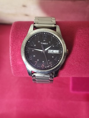 Timex Men T2M932 Day Date Silver Expansion Band Round 26mm Quartz Watch ...