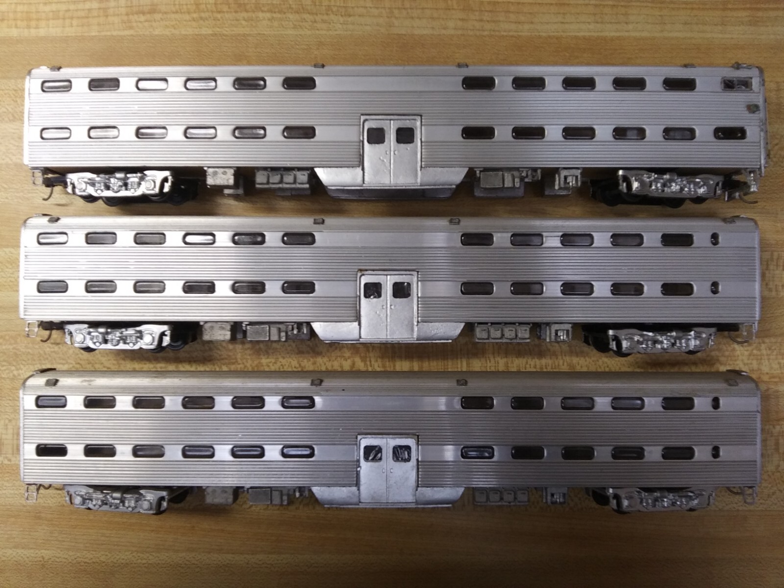 Holgate & Reynolds HO Scale Bi-Level Commuter Cars | eBay