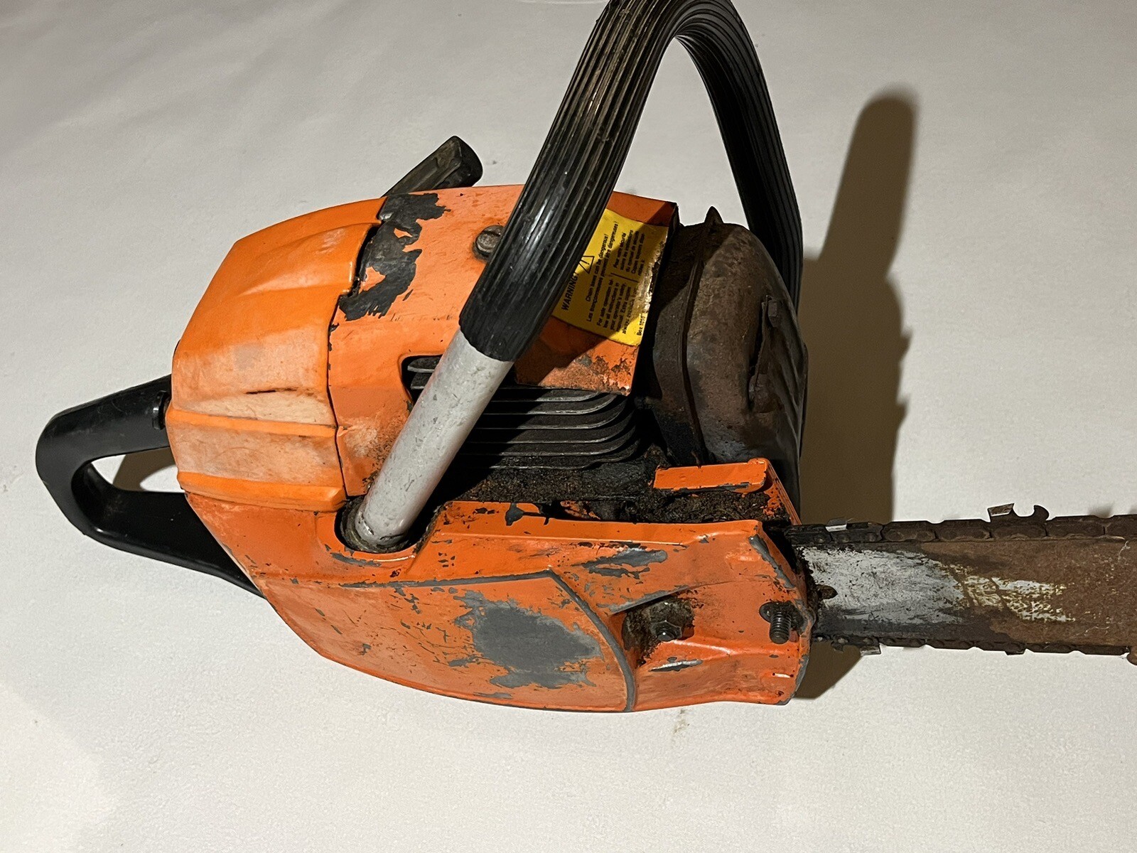 Husqvarna L65 Chainsaw For Restoration With 20” Bar And Chain Good ...
