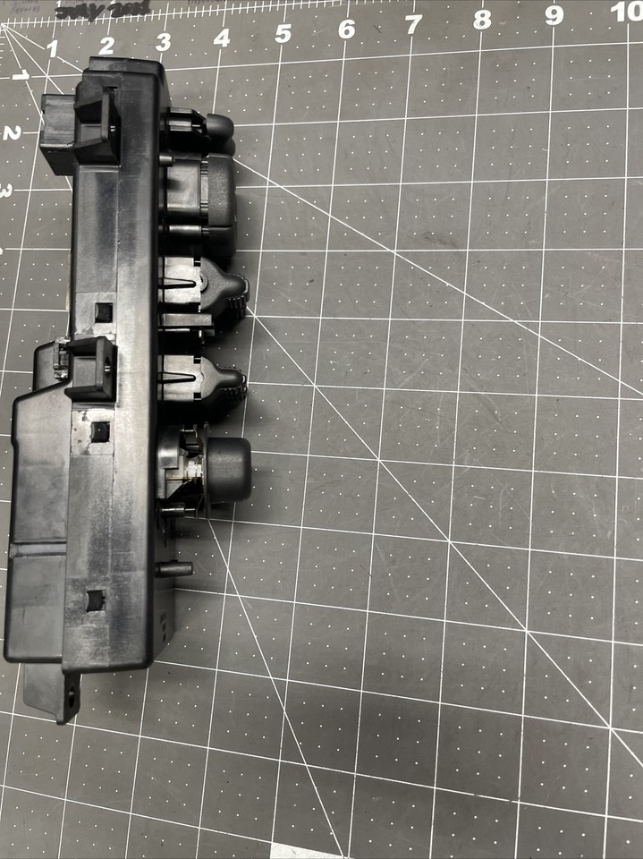 1999 2004 JEEP GRAND CHEROKEE OE DRIVER DOOR POWER WINDOW SWITCH ...