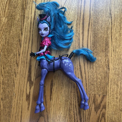 Monster High Doll Freaky Fusion Hybrids Avea Trotter Centaur Horse ...