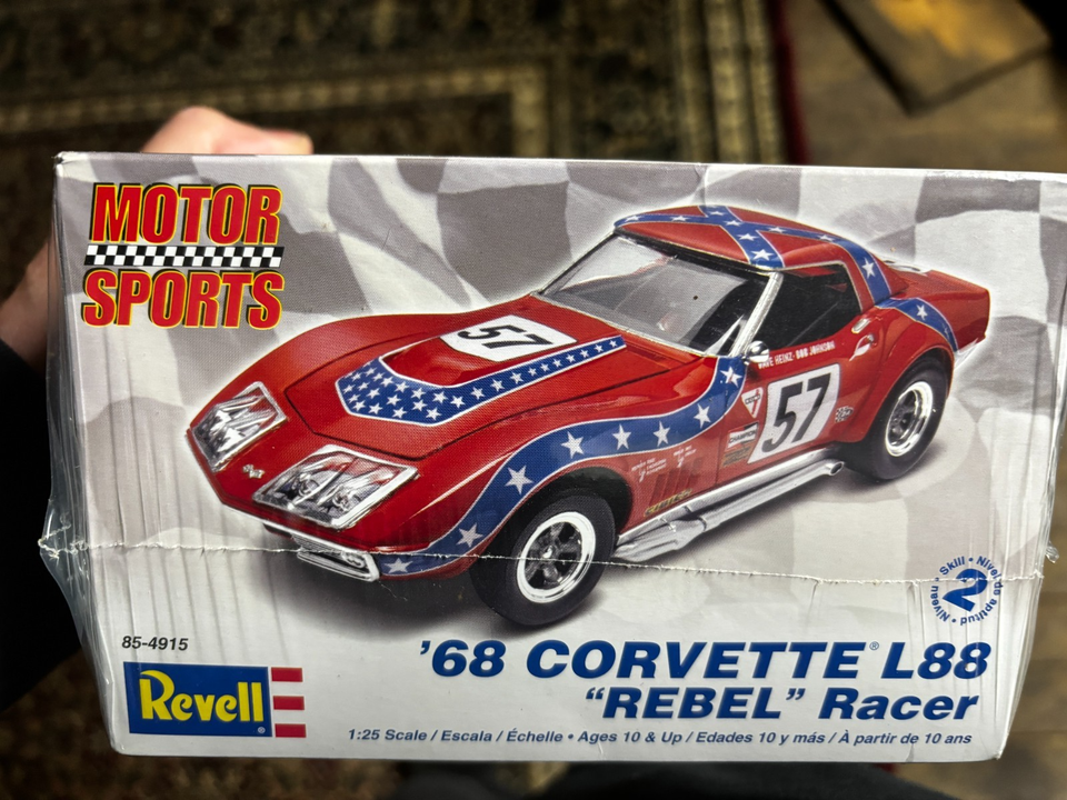 Revell '68 Chevy Corvette L-88 Rebel Racer Model Kit 1/25 Factory ...
