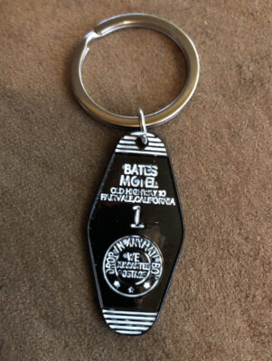 Black Psycho Bates Motel Room Keychain | eBay
