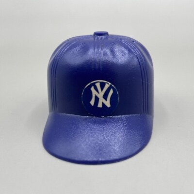 New York Yankees Vintage MLB Baseball Plastic Gumball Mini Helmet Hat ...