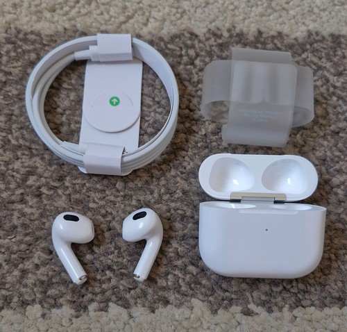 Apple AirPods 3rd Generation with MagSafe Charging Case - A2564 with ...