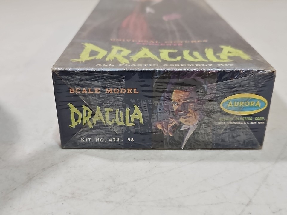 Aurora 1962 Dracula Model Kit EXTREMELY RARE SEALED NEW OLD STOCK!! | eBay
