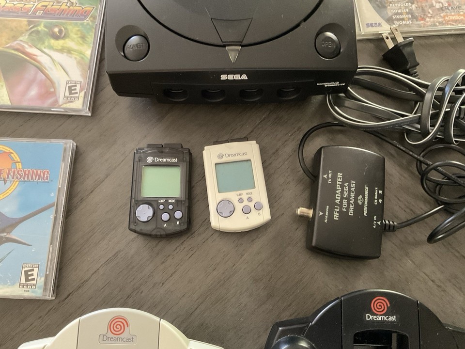 Sega Dreamcast Console With Fishing Reel Rod Controller, 17 Games,2 ...