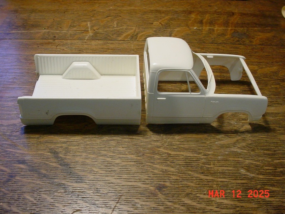MPC '73 Dodge Pickup Customizing Kit 1/25 Model Kit UPRM | eBay