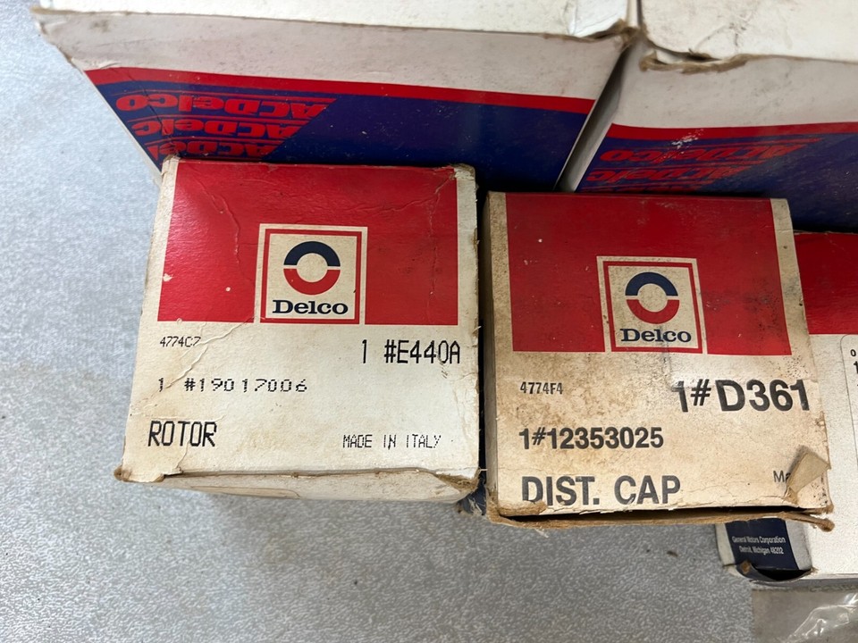 17 PC - AC Delco parts lot Distributor Caps Rotor Sensor Pull offs ...