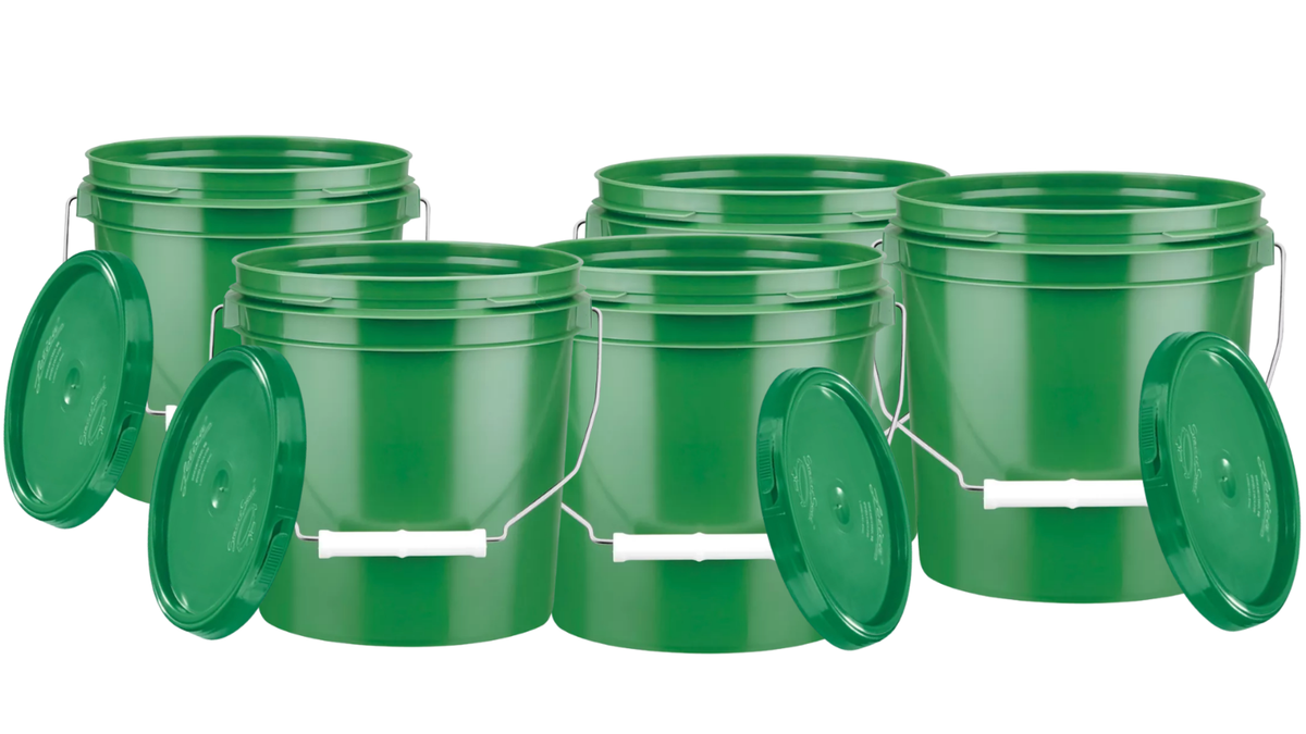 1 Gallon Plastic Buckets