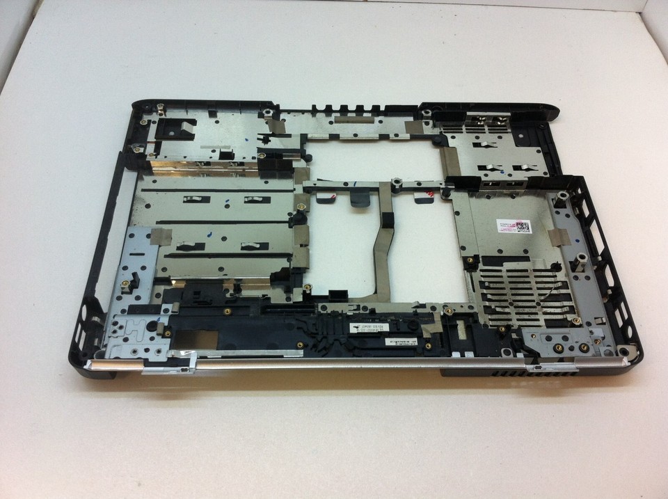 Dell Inspiron 1525 1526 PP29L Bottom Base Case WP015 39.4W001.002 U000C ...
