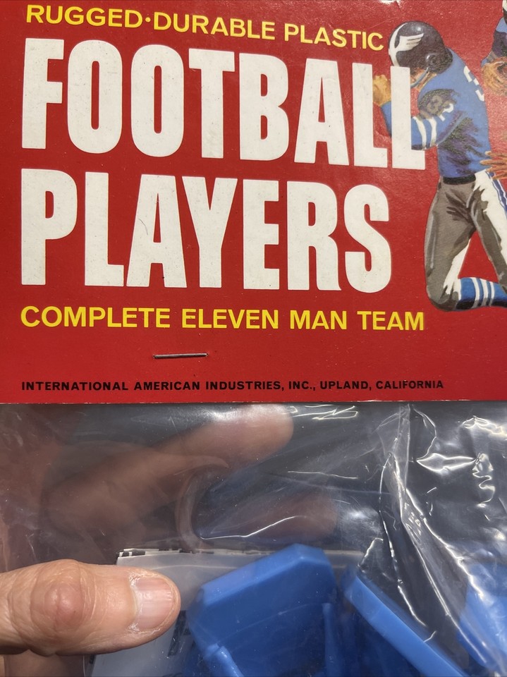 Vintage Solid Plastic Toy Figures Football Players Complete 11 Men Team ...