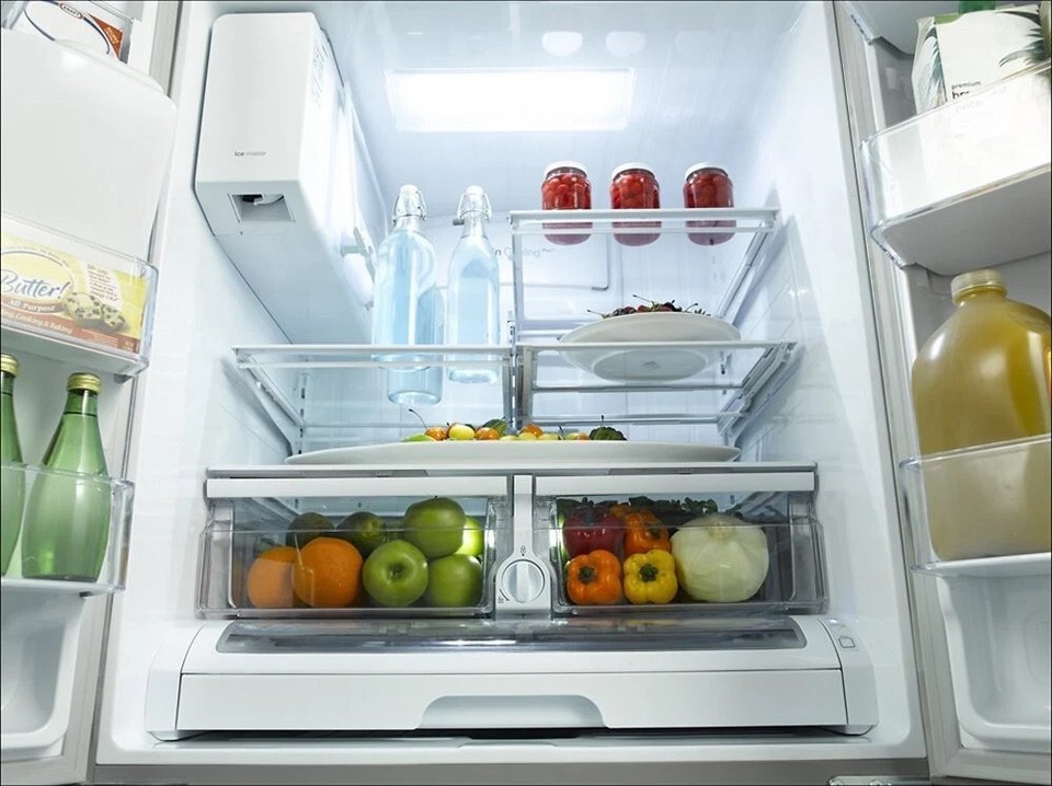 Samsung 36" French Door Refrigerator - White (RF263BEAEWW) - $2400 ...