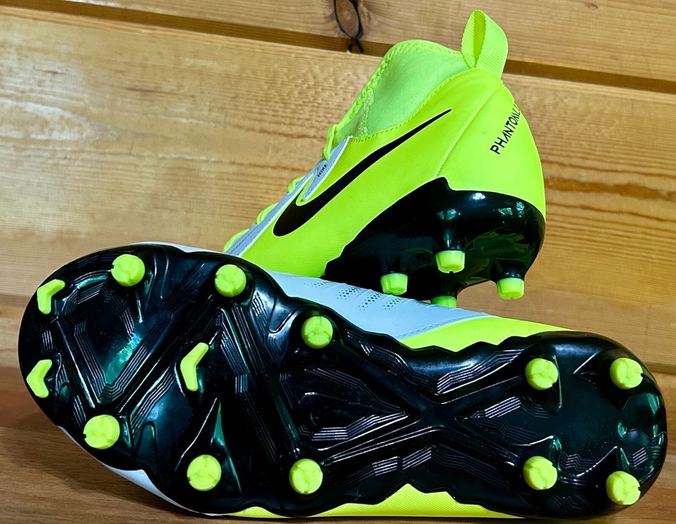 Kids/Youth Nike Phantom Luna 2 Academy FG Soccer Cleats Size 3.5Y VOLT ...