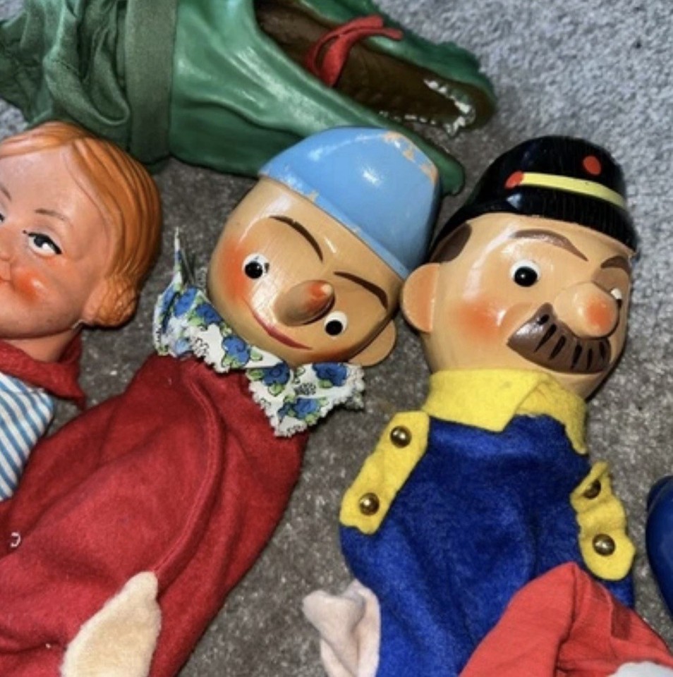 Mix Of Vintage Hand Puppets Wood, Kersa And Plastic Some Damage | eBay UK