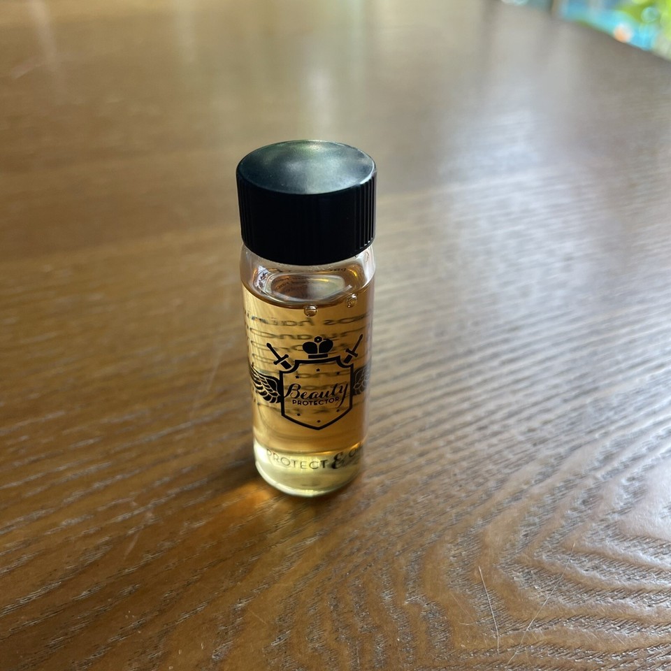 Beauty Protector Protect & Oil Sample Size 5 ML Open Bottle 90% + Full ...