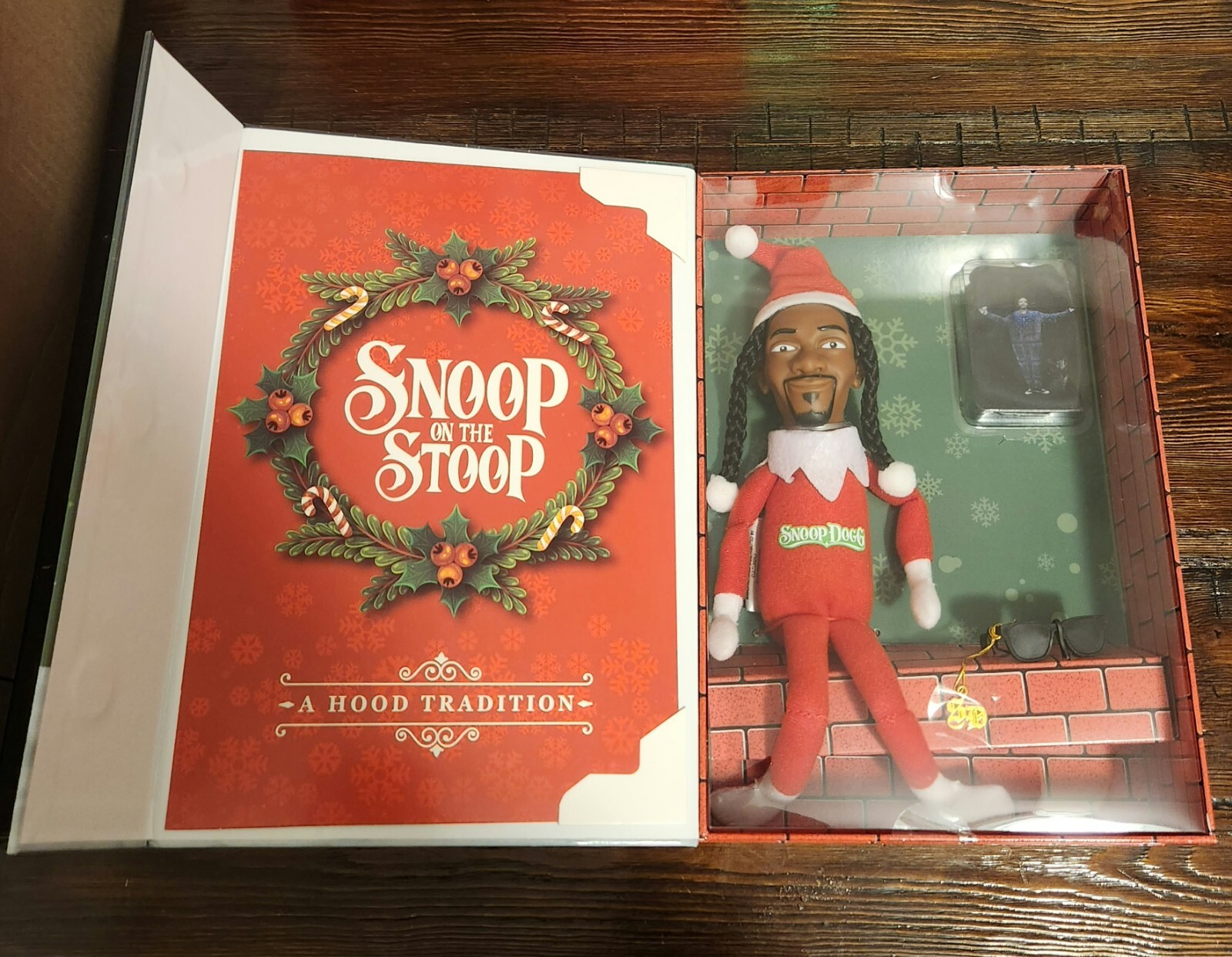 Snoop On The Stoop A Hood Tradition 12” Snoop Dogg Christmas Red Plush ...