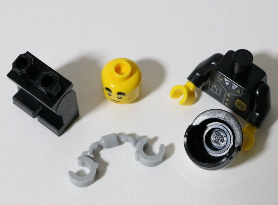 New LEGO City Traffic Cop Minifigure Police Handcuffs City Adventures ...
