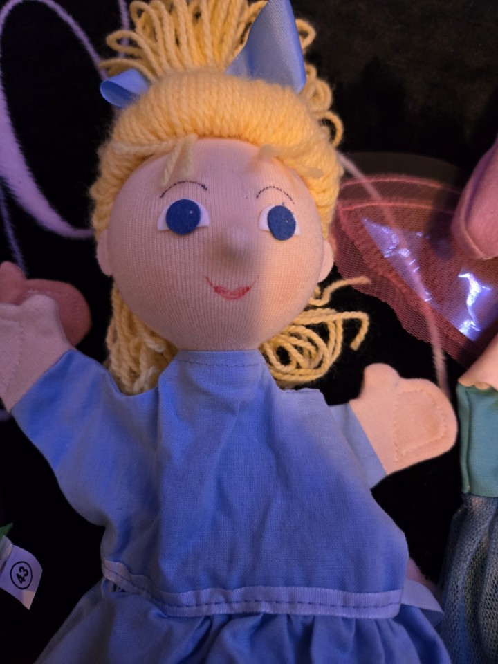 Moravska Ustredna BRNO Hand Puppets Peter Pan Tinker Bell Wendy Lot Of ...