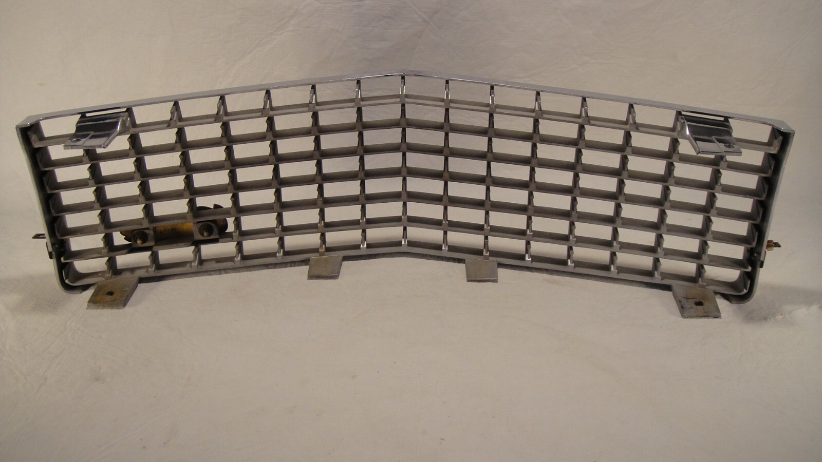 1988-1991 CADILLAC ELDORADO GRILLE WITH GOLD SCRIPT EMBLEM | eBay