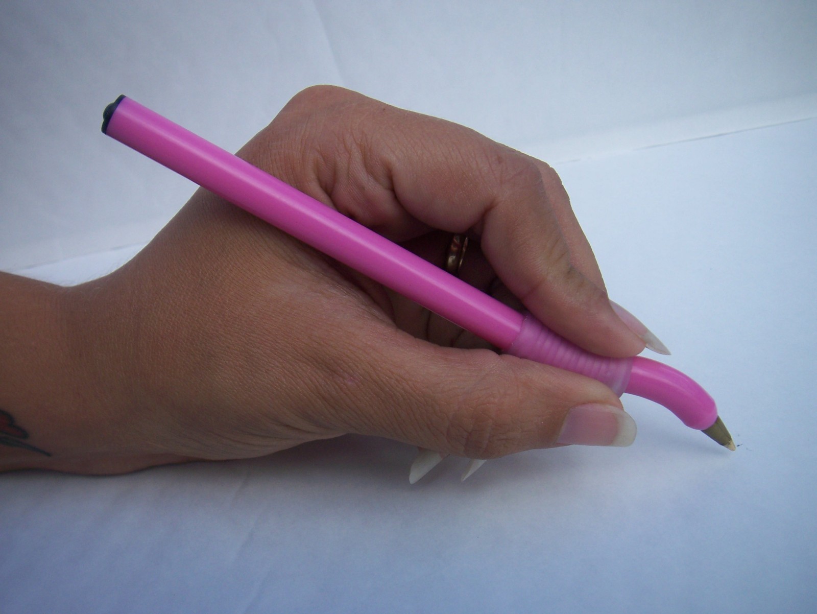 Left hand Pens by Swanneck Two/Five/Ten Pens Pink /Yellow Blue/Black ...