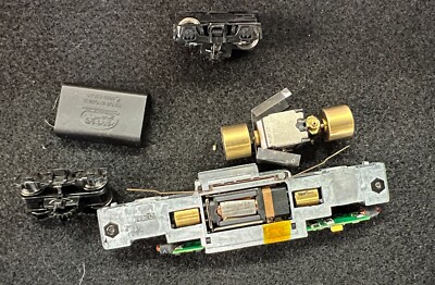 Atlas N Scale GP7 Parts, Chassis, DCC Board, Trucks, Motor & Extra ...