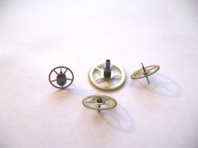 LANDERON 39 ASSORTED WATCH MOVEMENT PARTS | eBay