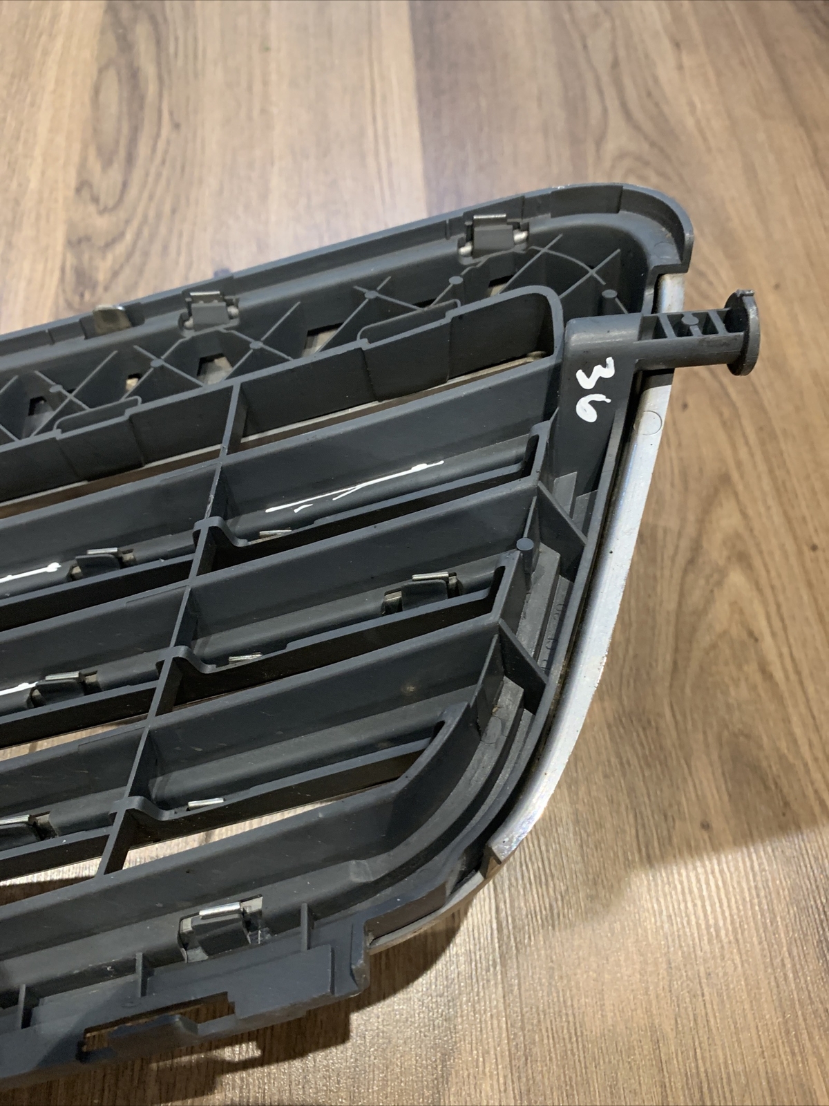 Original Mercedes Benz C Class w204 Grille Grill a2048801283 | eBay UK