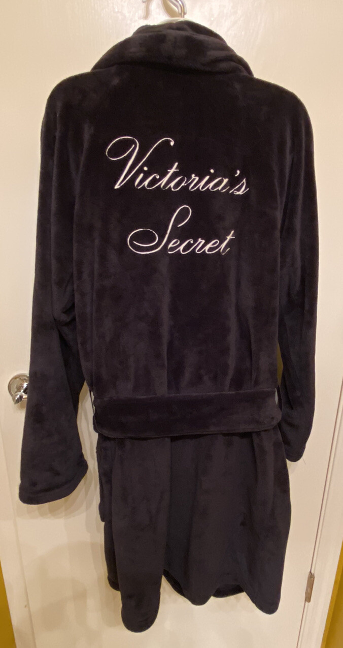 Victoria's Secret Solid Black/Embroidered Back Plush Robe/Bathrobe ...