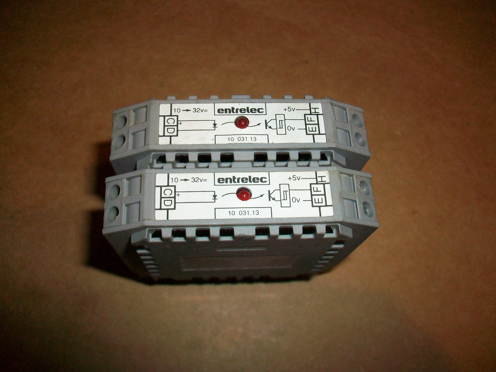 2pc Entrelec Relay 10 031.13 10-32vdc Input 5v Output for sale online ...