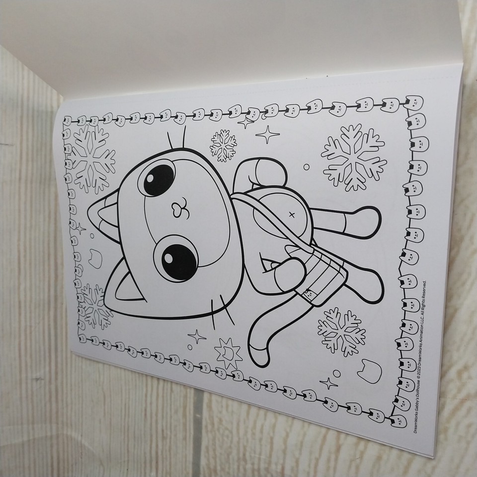 New! Gabby's Dollhouse Holiday Coloring & Activity Book Color Crayons ...
