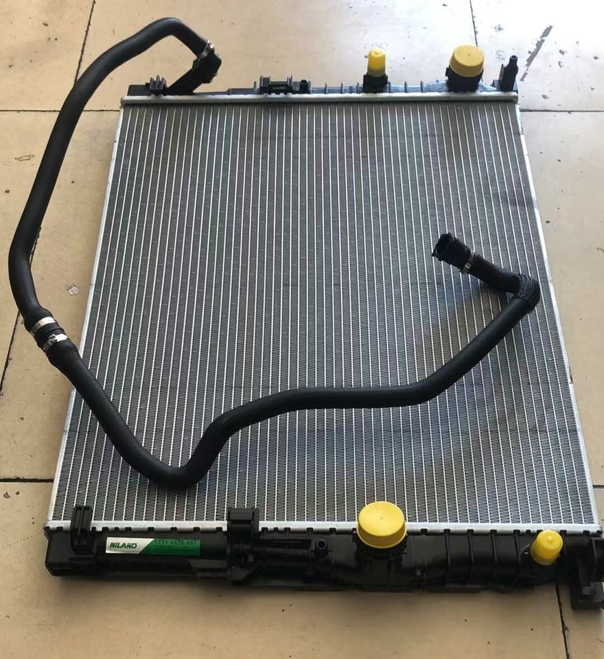 17118743663 For BMW G12 G30 G32 530i 540i 740i 640i GT xDrive radiator ...