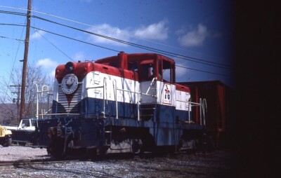 Berwind railway bi-centinial GE- 44 tonner original railroad slide 1977 ...