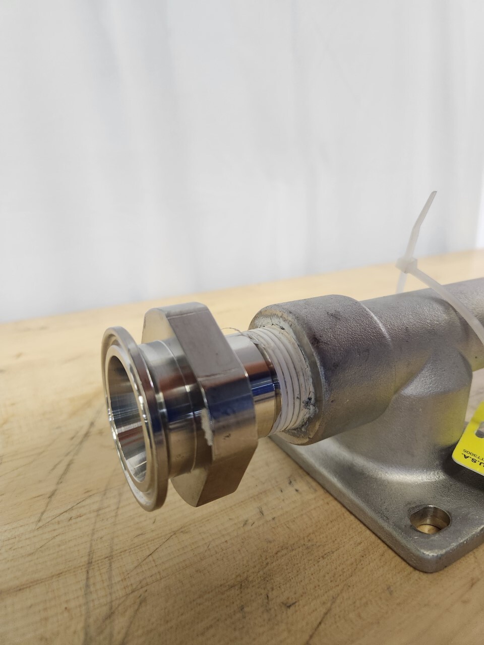 Wilden 02-5035-03 Discharge Manifold Side Ported 1" NPT - P220/230 ...