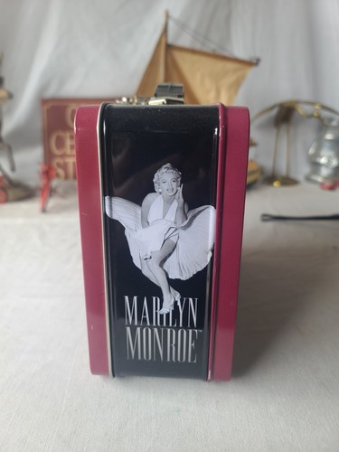 Vandor 70370 Marilyn Monroe Large Tin Tote, Dark Pink, Black, and White ...