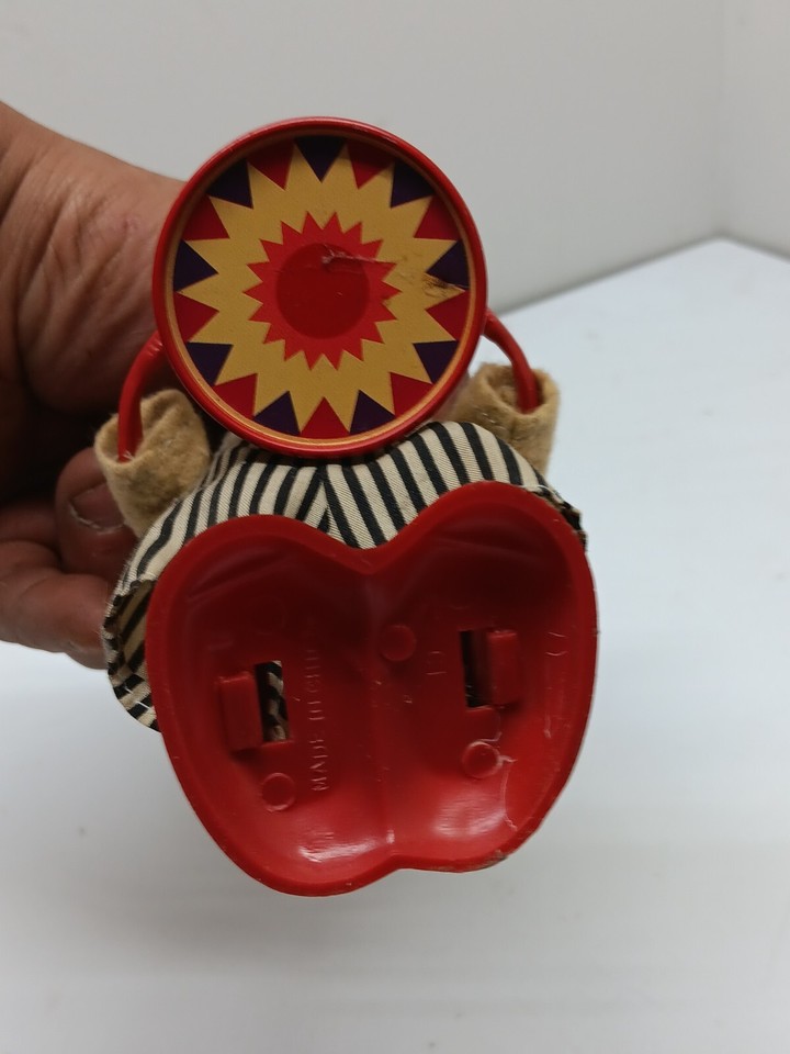 Vintage Wind-up Rabbit Playing the Drum - working | eBay